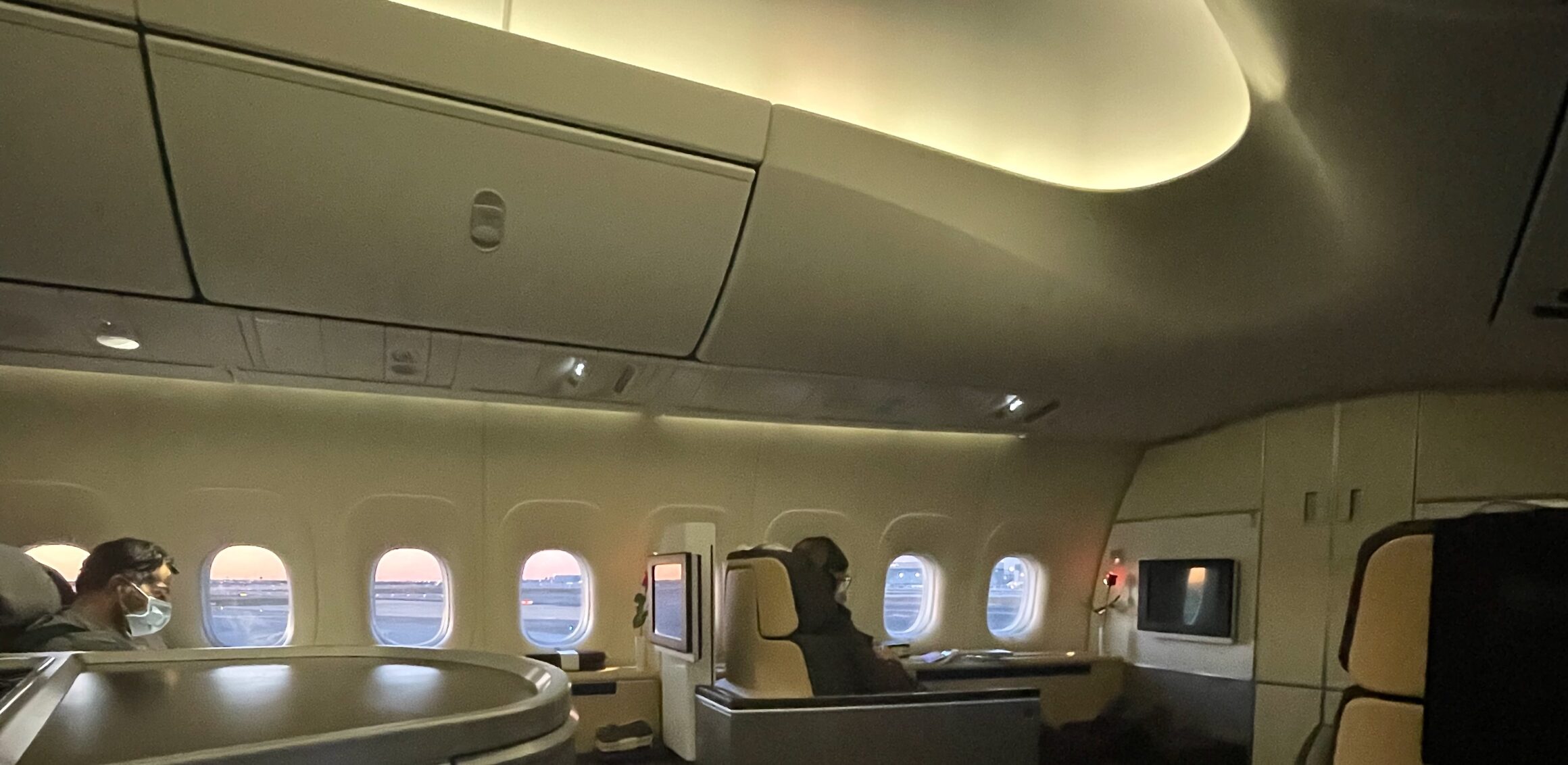 Review: Lufthansa First Class 747-8 (MEX-FRA) - Off the Beaten Points