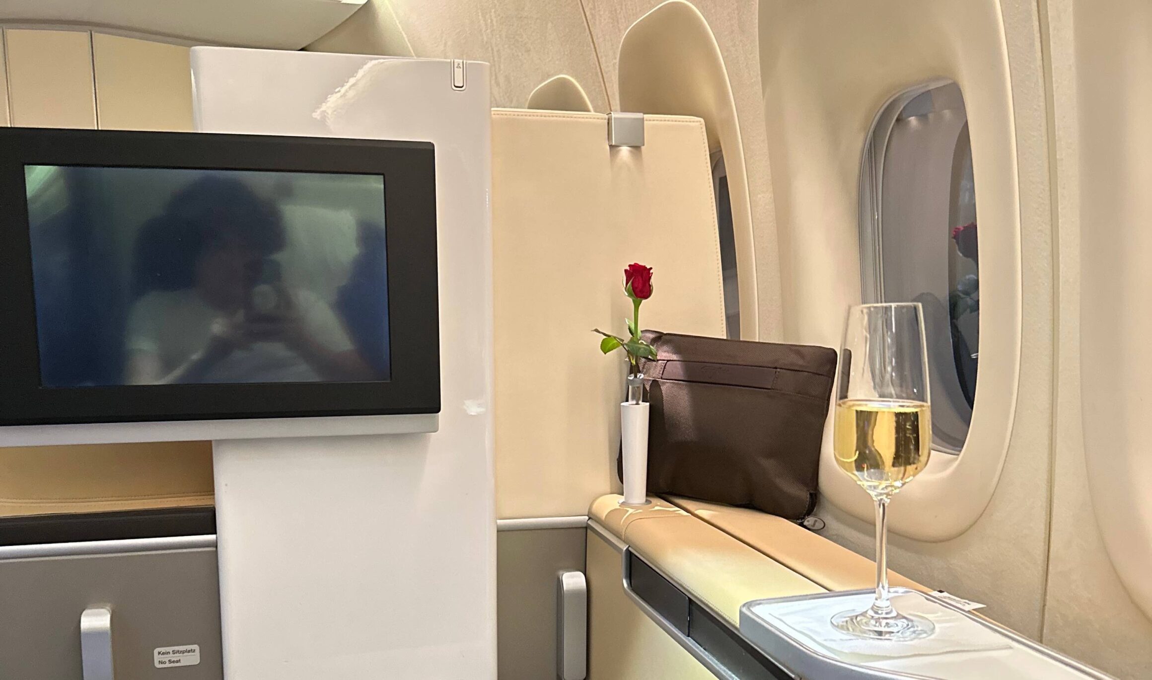 Review: Lufthansa First Class 747-8 (MEX-FRA) - Off the Beaten Points