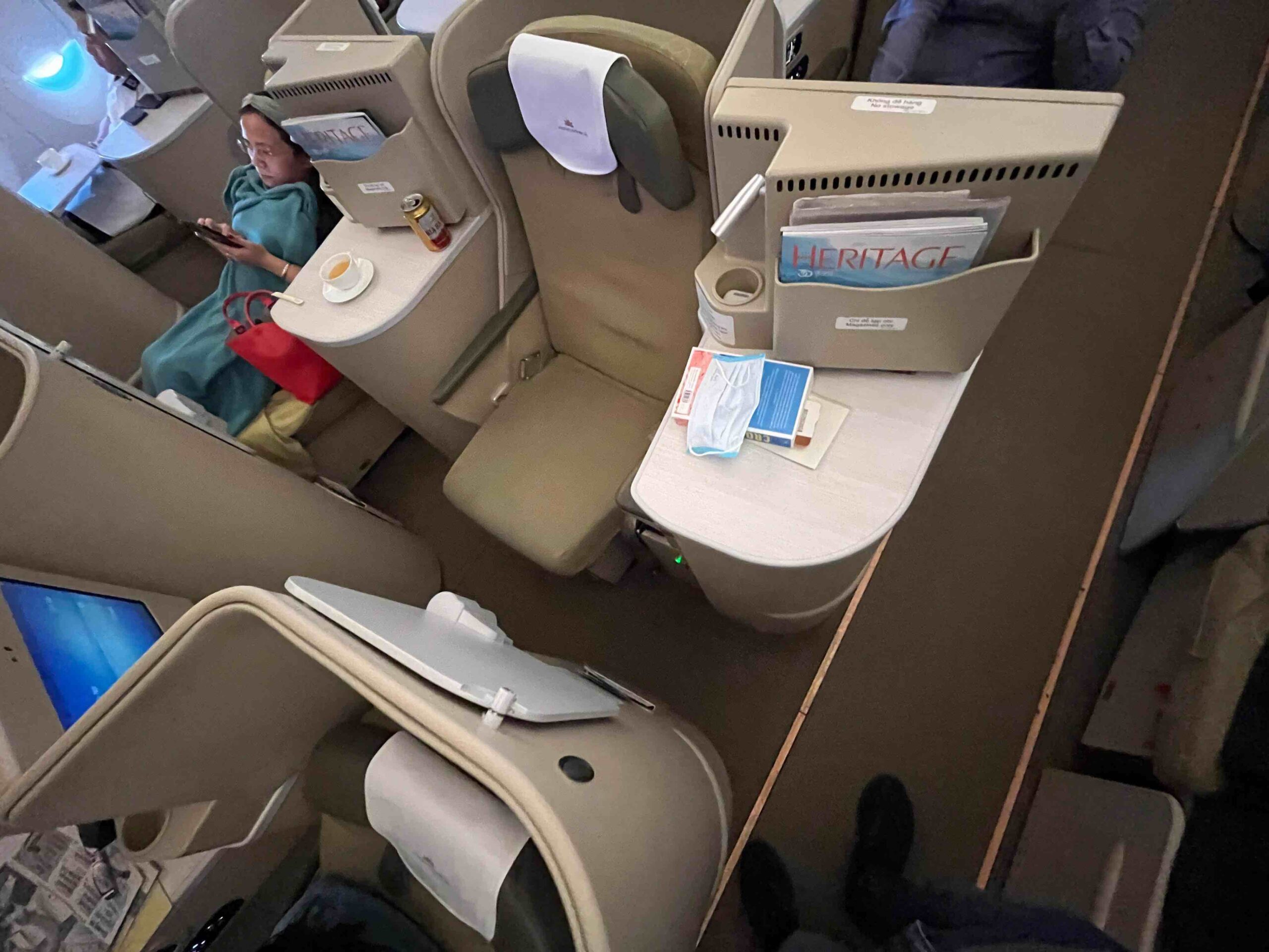Review: Vietnam Airlines Business Class A350-900 (SGN-HAN) - Off the ...
